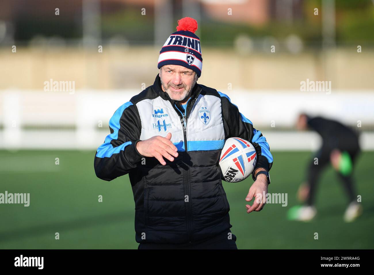 Wakefield, England – 17. November 2023 – Darryl Powell Head Coach der ...
