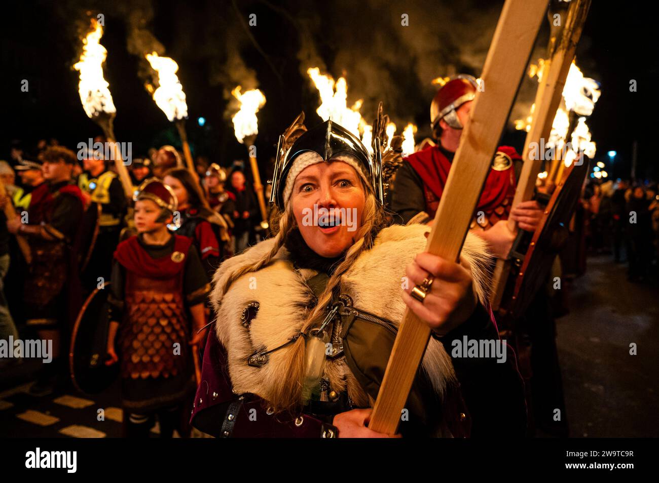 Die Wikinger vom Shetland South Mainland bis zum Helly AA’ Jarl Squad führten die erste ...