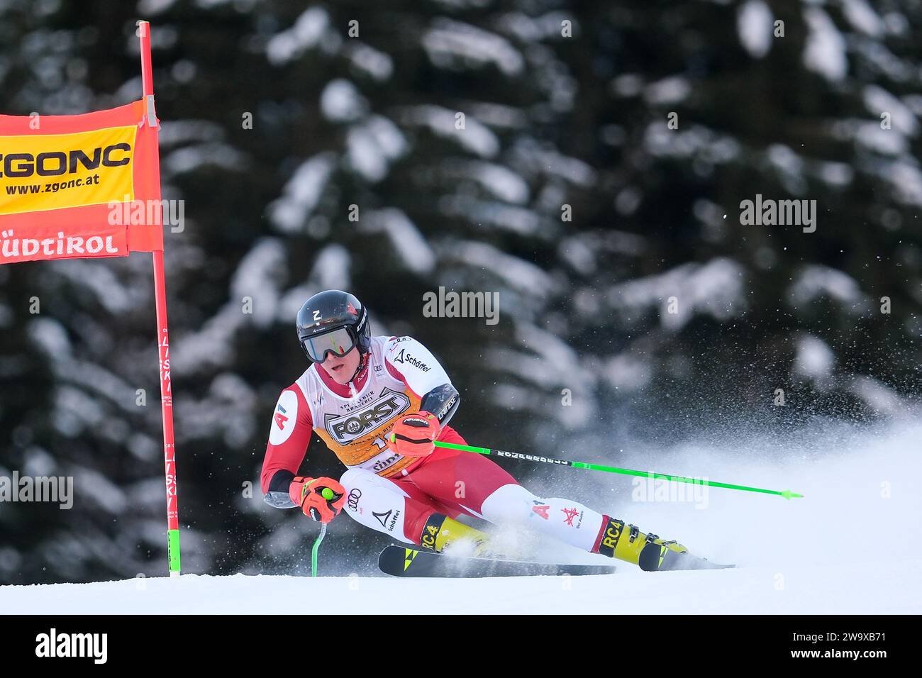 Raphael Haaser (AUT) tritt am 17. Dezember 2023 beim Audi FIS Alpine ...