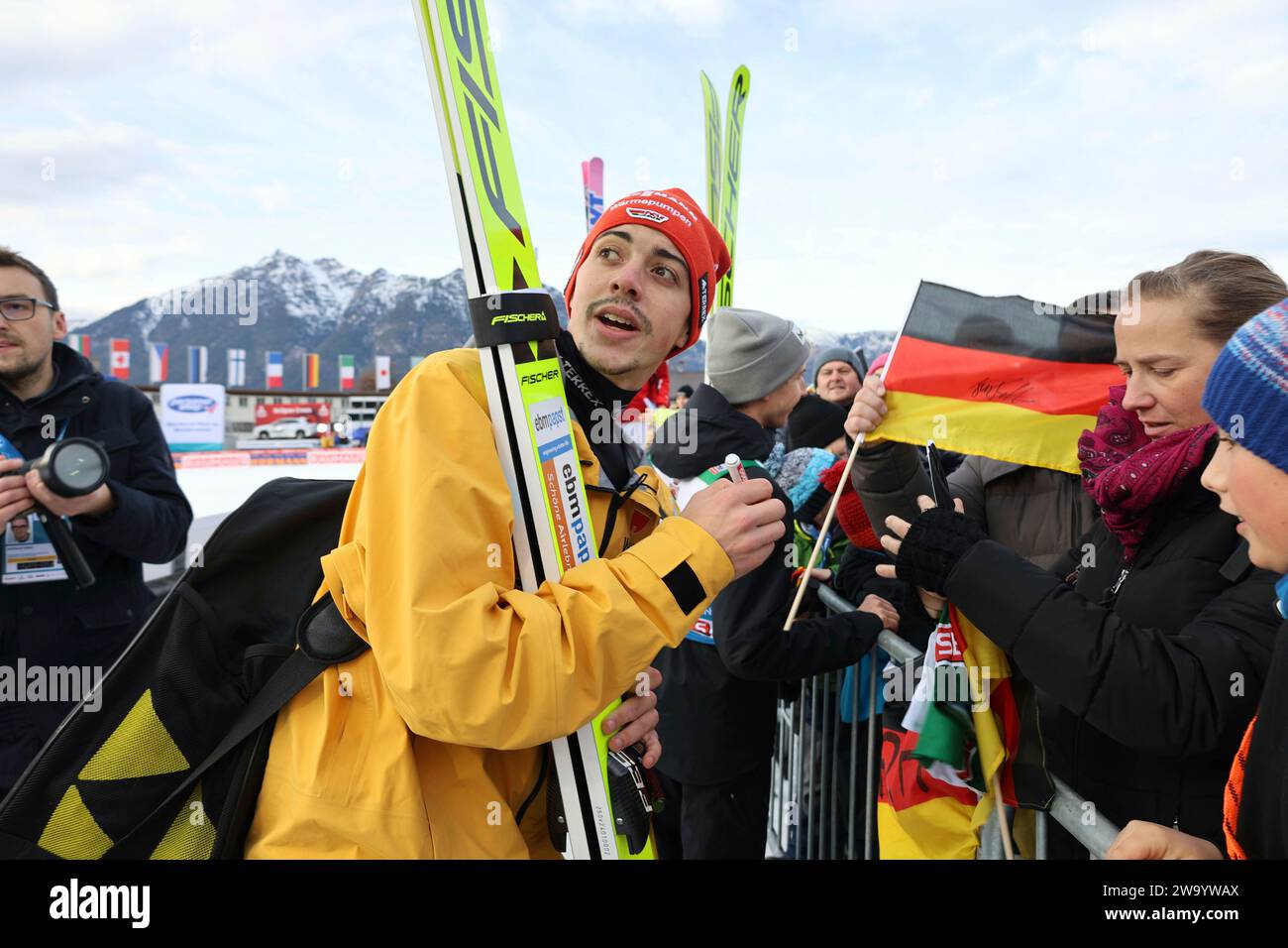 Garmisch Partenkirchen, Deutschland. Dezember 2023 31. Garmisch-Partenkirchen, Deutschland 31 ...
