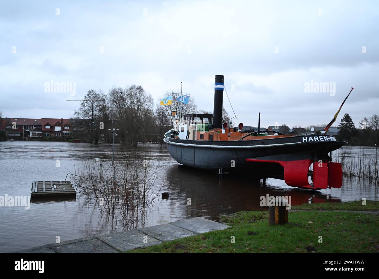 Haren, Deutschland. Januar 2024. Das historische Schleppboot 'Augustin ...