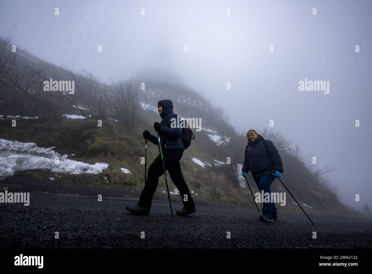 Jested, Liberec. Januar 2024. Neunundvierzigste Neujahrsbesteigung nach ...