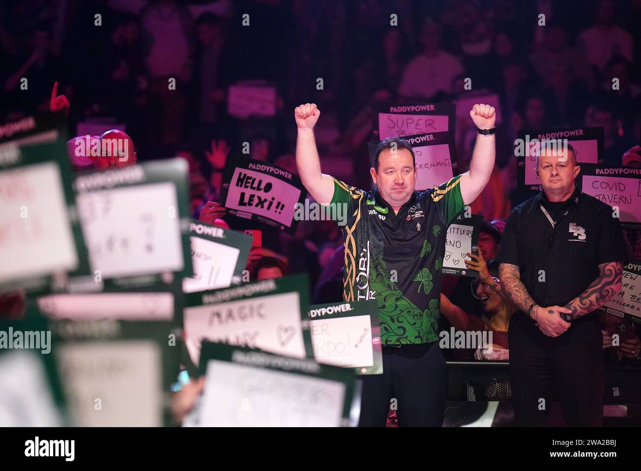 Brendan Dolan geht hinaus, um Luke Litter zu spielen (nicht im Bild) am ...