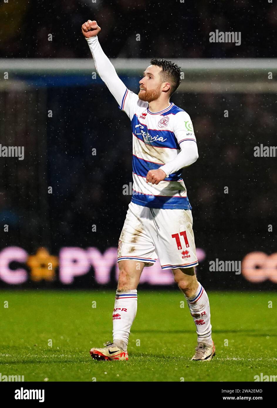 Paul Smyth der Queens Park Rangers feiert das erste Tor ihrer ...