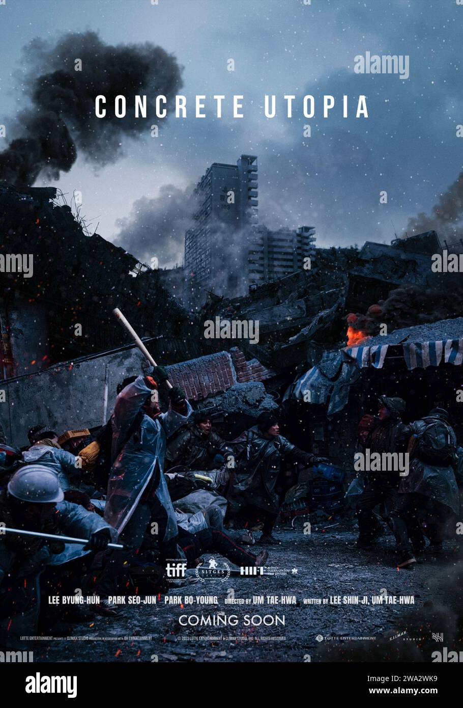 Concrete Utopia [Konkeuriteu yutopia] (2023) unter der Regie von Tae-hwa EOM mit Park Seo-joon ...