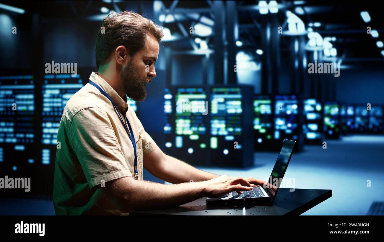 Server rigs -Fotos und -Bildmaterial in hoher Auflösung – Alamy