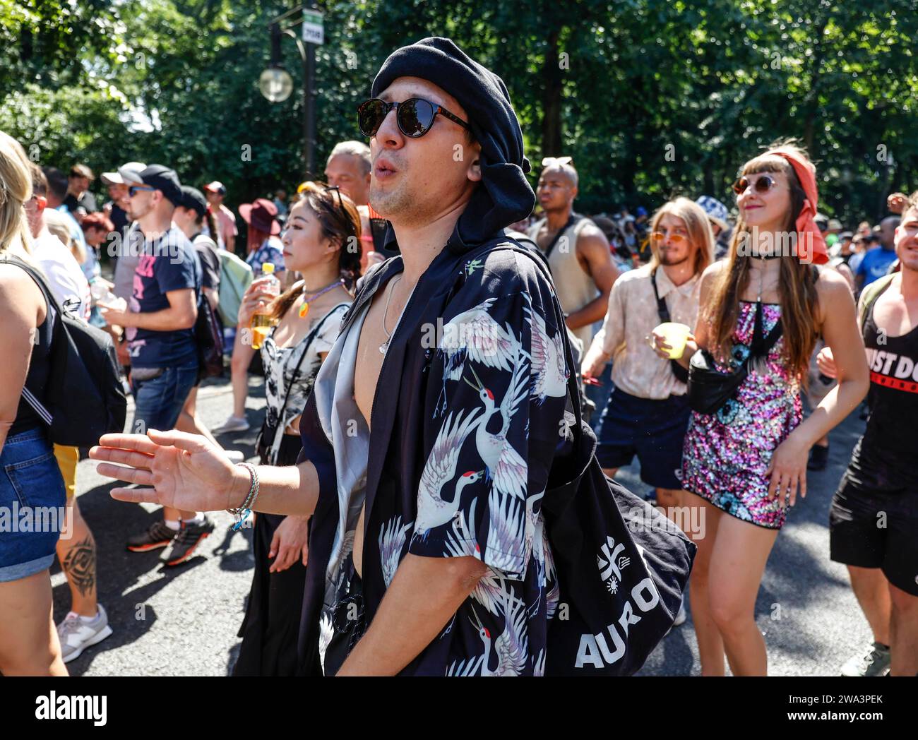 Rave the planet -Fotos und -Bildmaterial in hoher Auflösung – Alamy