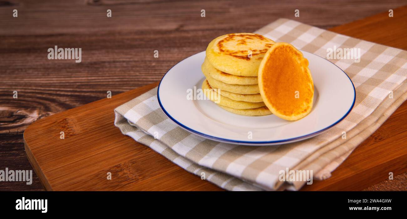 Cocktail blinis -Fotos und -Bildmaterial in hoher Auflösung – Alamy