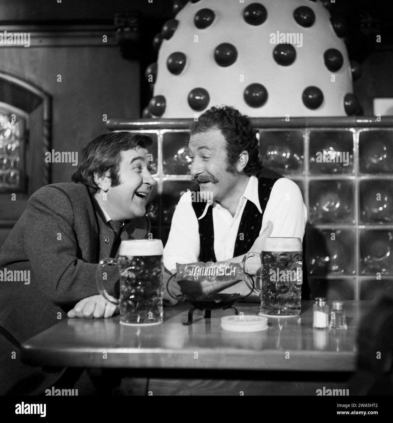 Alpenglüh’n im Dirndlrock, Softsexfilmkomödie, Deutschland 1974, Regie ...