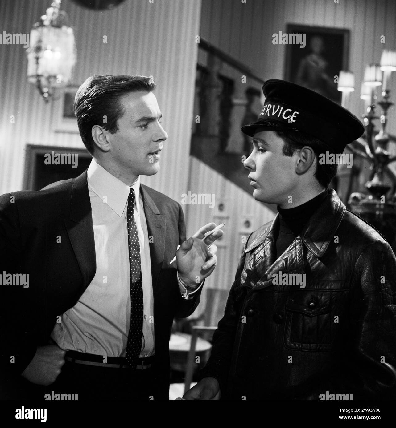 Wartezimmer zum Jenseits, Kriminalfilm nach dem Roman Mission to Siena ...