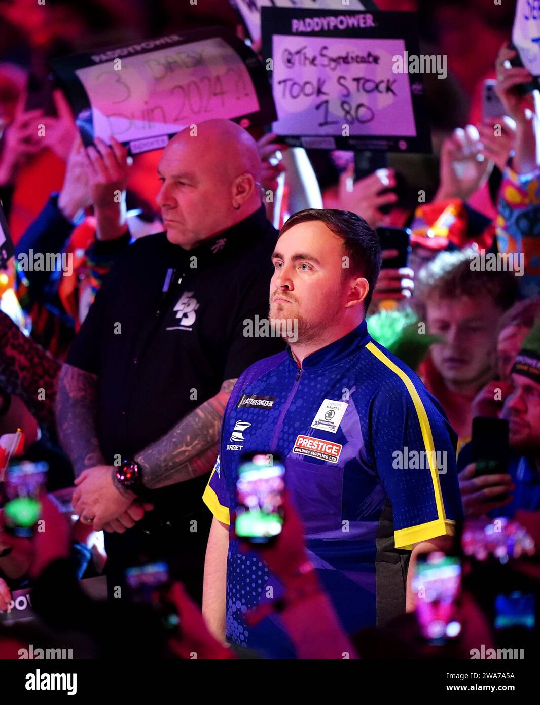 Luke Litter geht hinaus, um Rob Cross (nicht abgebildet) am 15. Tag der ...