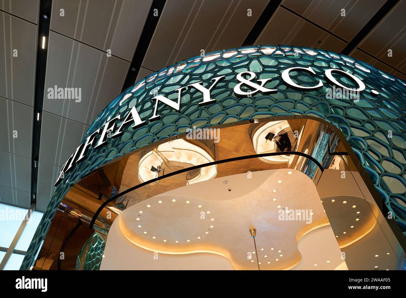 SINGAPUR - 07. NOVEMBER 2023: Tiffany und Co melden sich zum ...