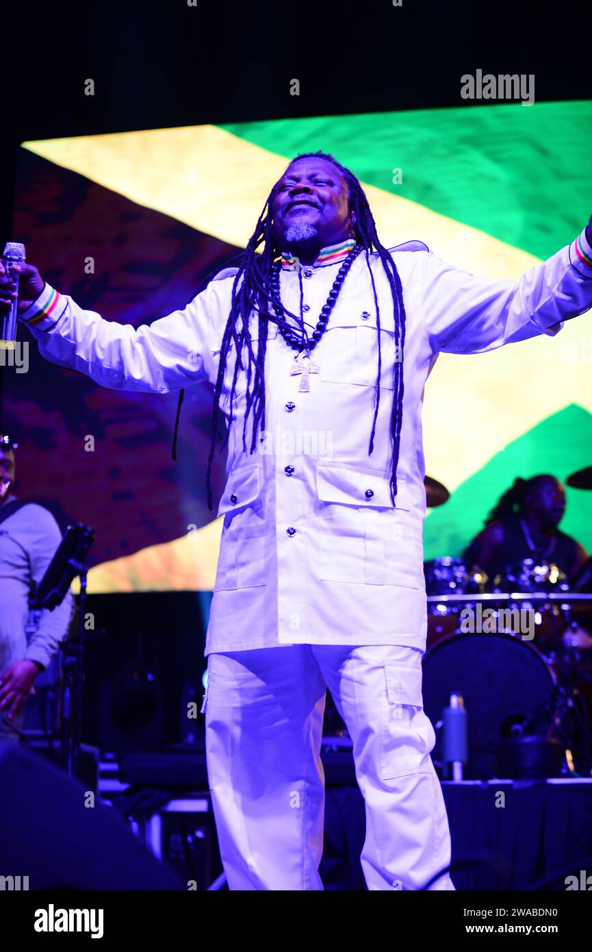 MIRAMAR, FLORIDA – DEZEMBER 31: Roots Reggae-Sänger Luciano, tritt live ...