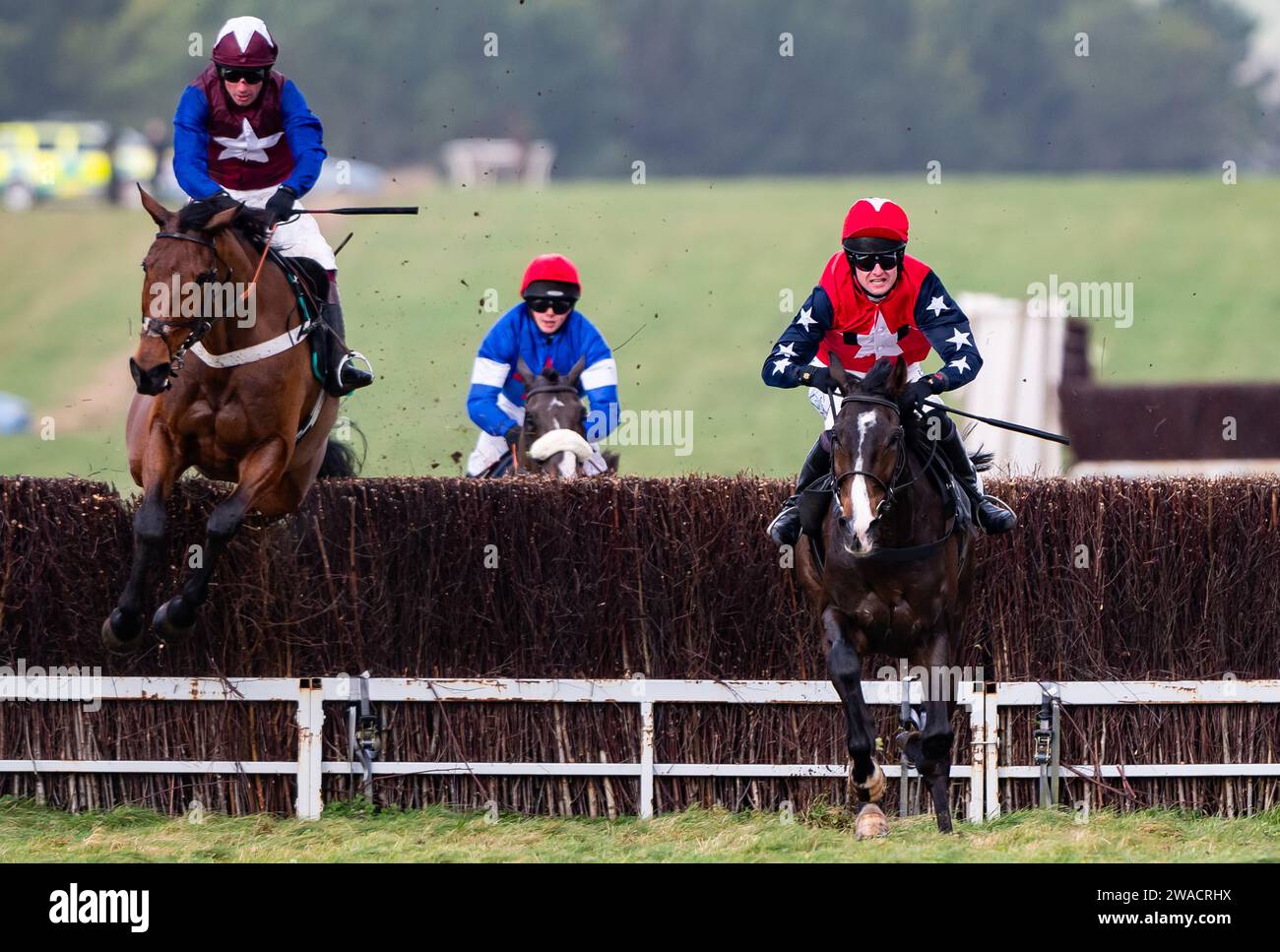 Grace A Vous Enki und Jockey James King gewinnen Silvester 2023 auf der ...