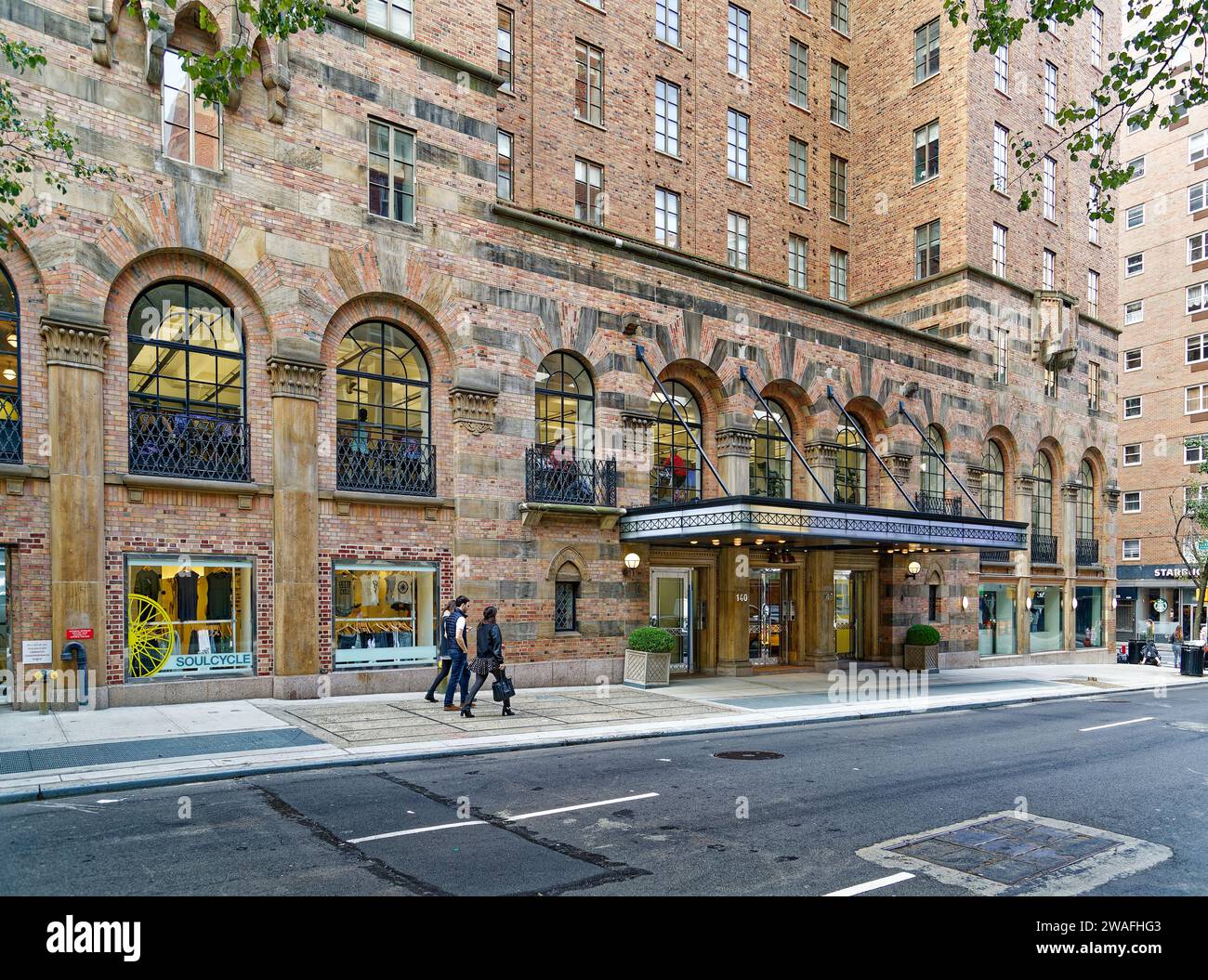 Das ehemalige Barbizon Hotel for Women, ein Wahrzeichen von New York ...