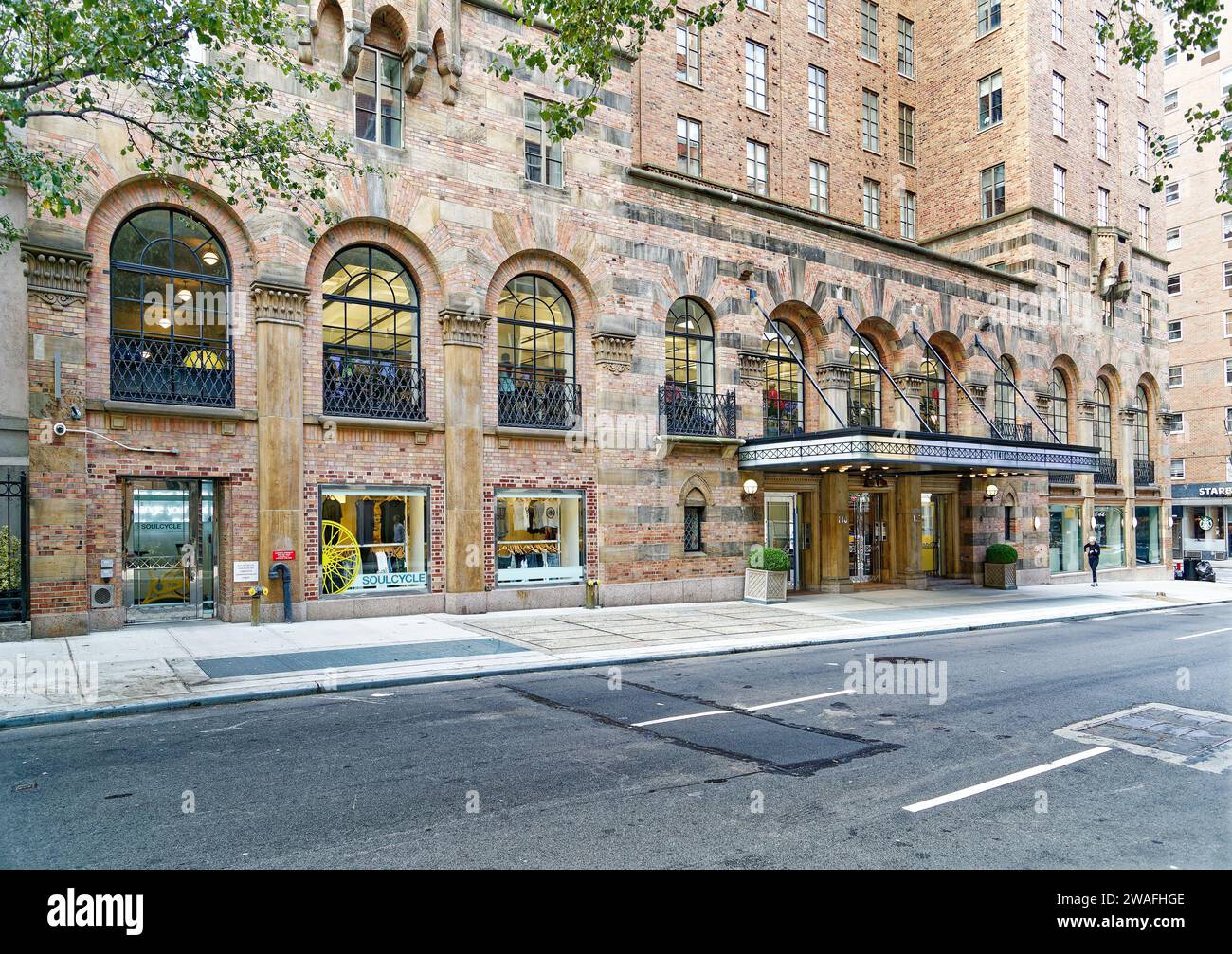 Das ehemalige Barbizon Hotel for Women, ein Wahrzeichen von New York ...