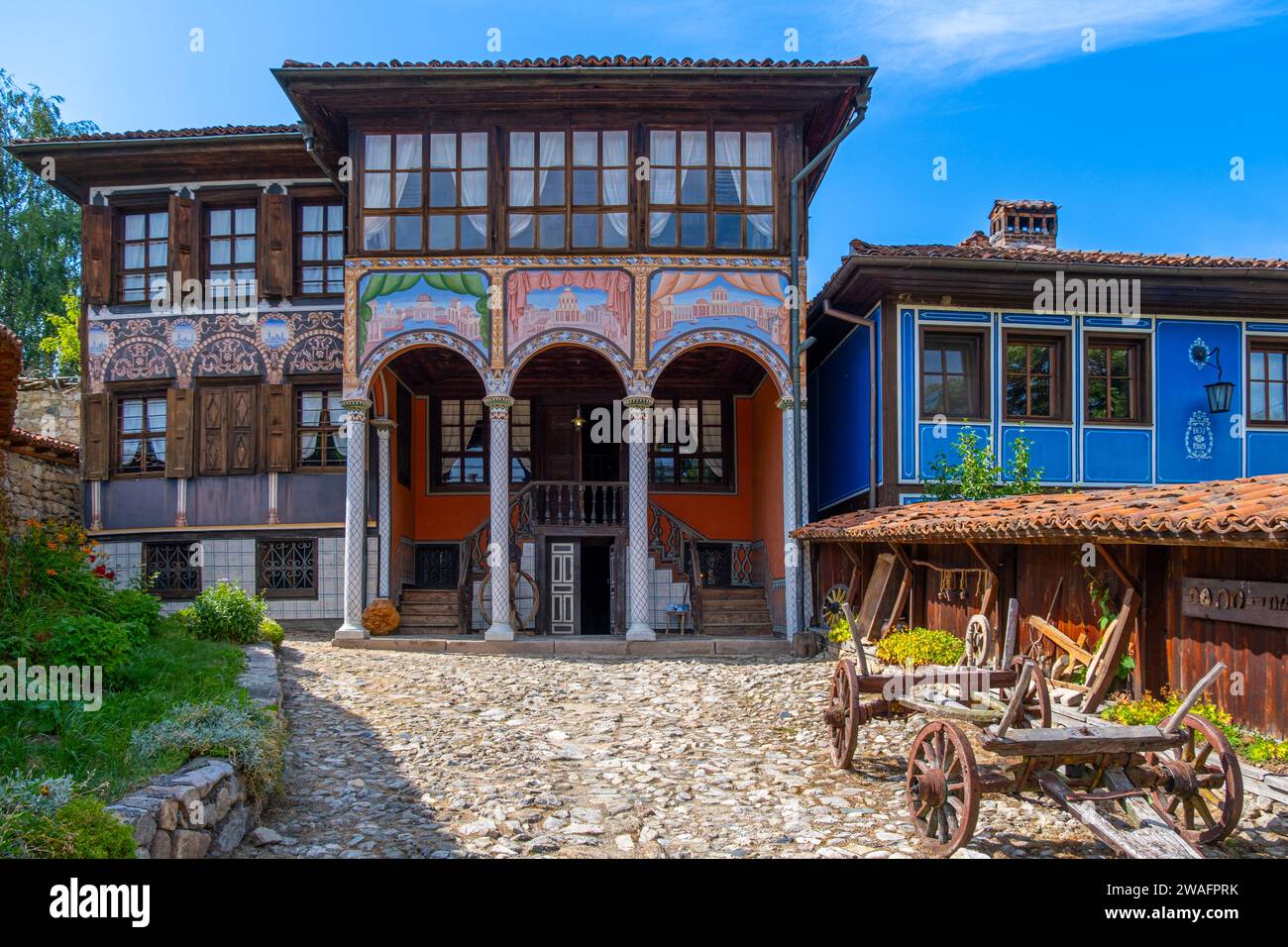 Edificio tradicional historico -Fotos und -Bildmaterial in hoher Auflösung – Alamy