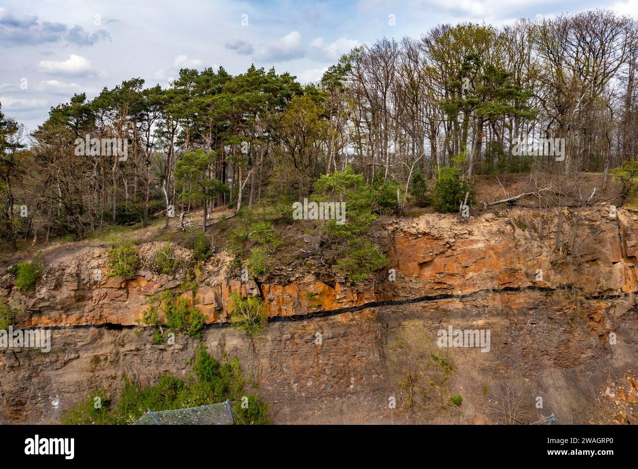 GeoRoute Ruhr, Dünkelberg Steinbruch, im Muttental, hier kann man die ...