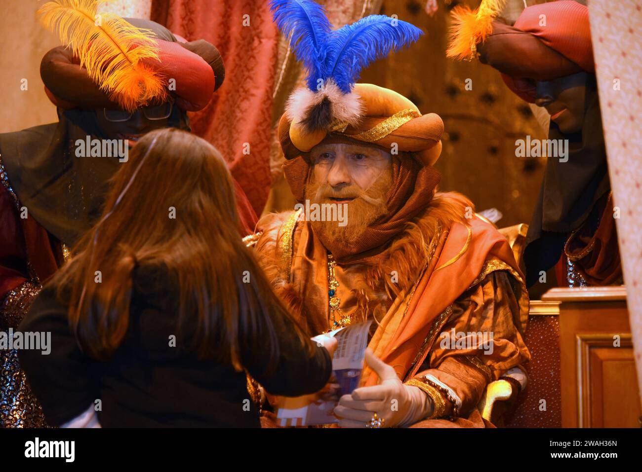 Vendrell, Tarragona, Spanien. Januar 2024. Der Bote der drei Weisen ...