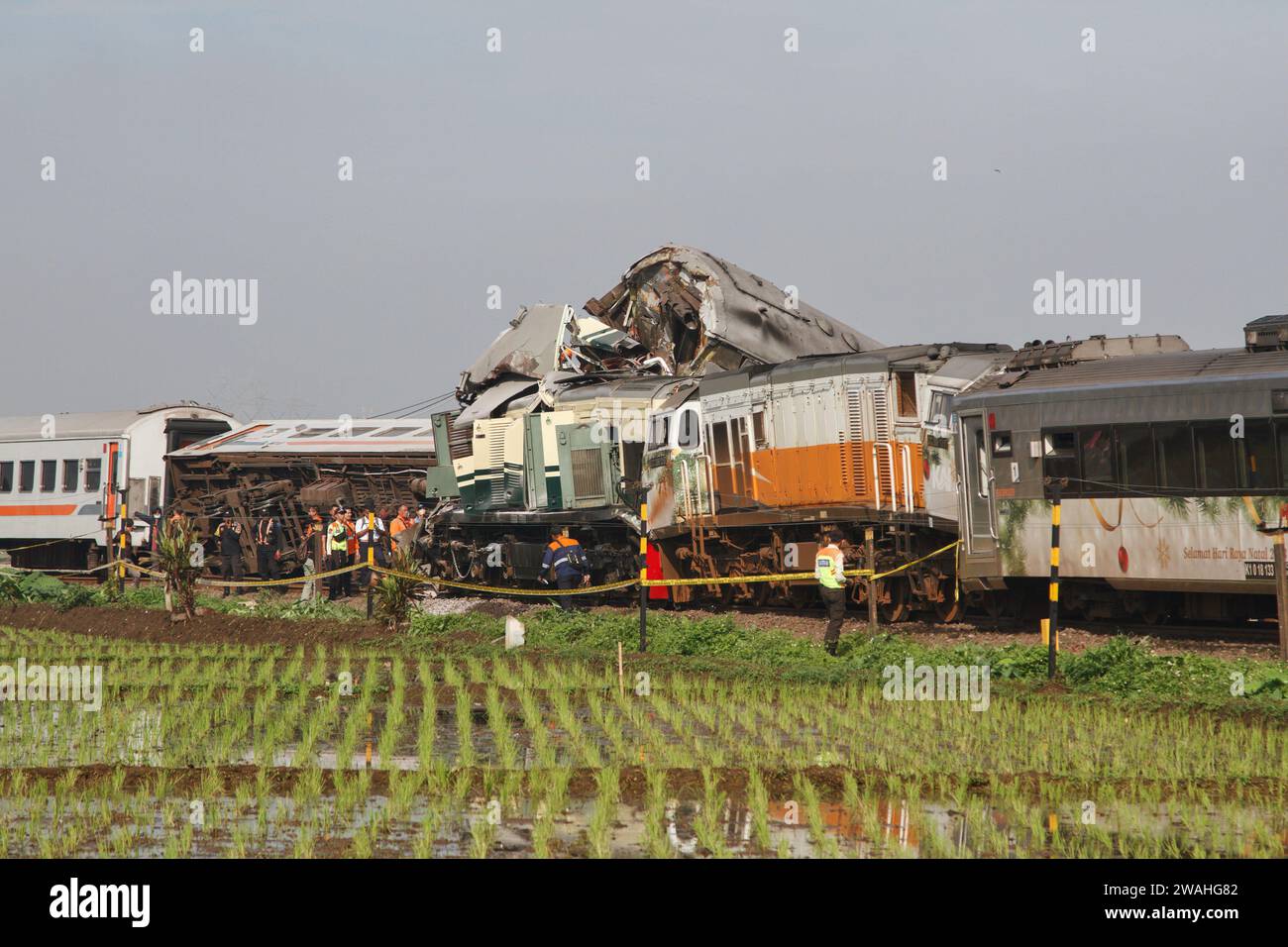 Nahverkehrszug bandung raya -Fotos und -Bildmaterial in hoher Auflösung ...