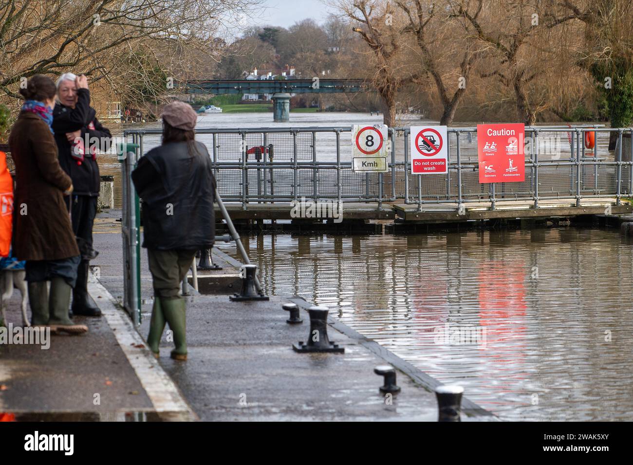 Shiplake, Oxfordshire, Großbritannien. Januar 2024. Shiplake Lock bis ...