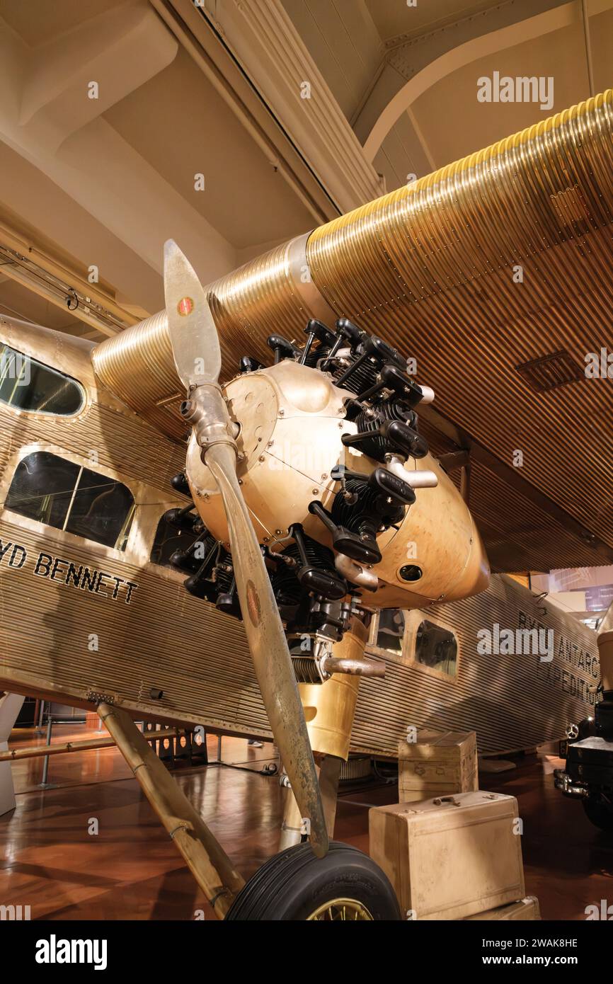 Ford 4 at b -Fotos und -Bildmaterial in hoher Auflösung – Alamy