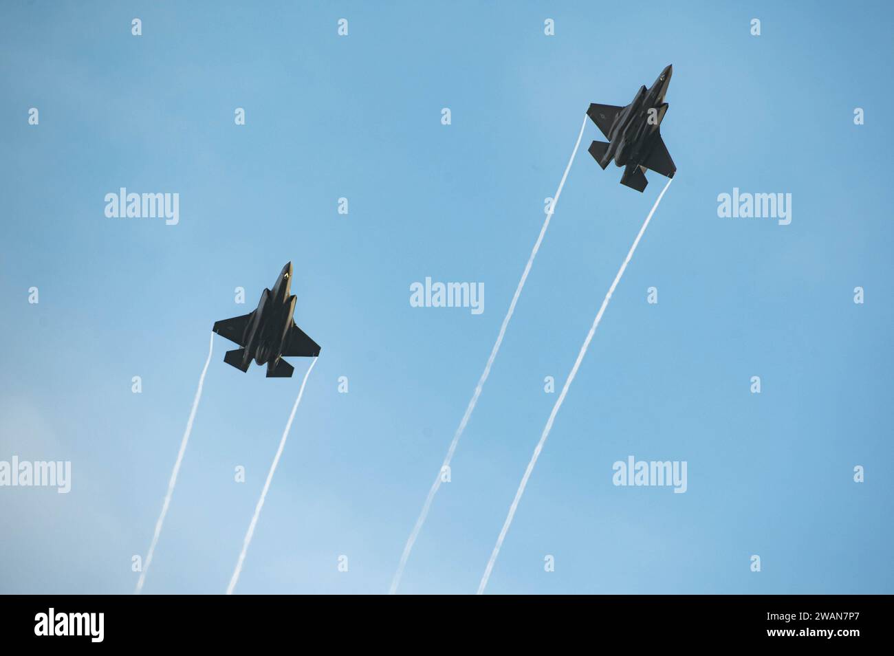 Die US Air Force F-35A Lighting IIS, die der 493rd Fighter Squadron ...