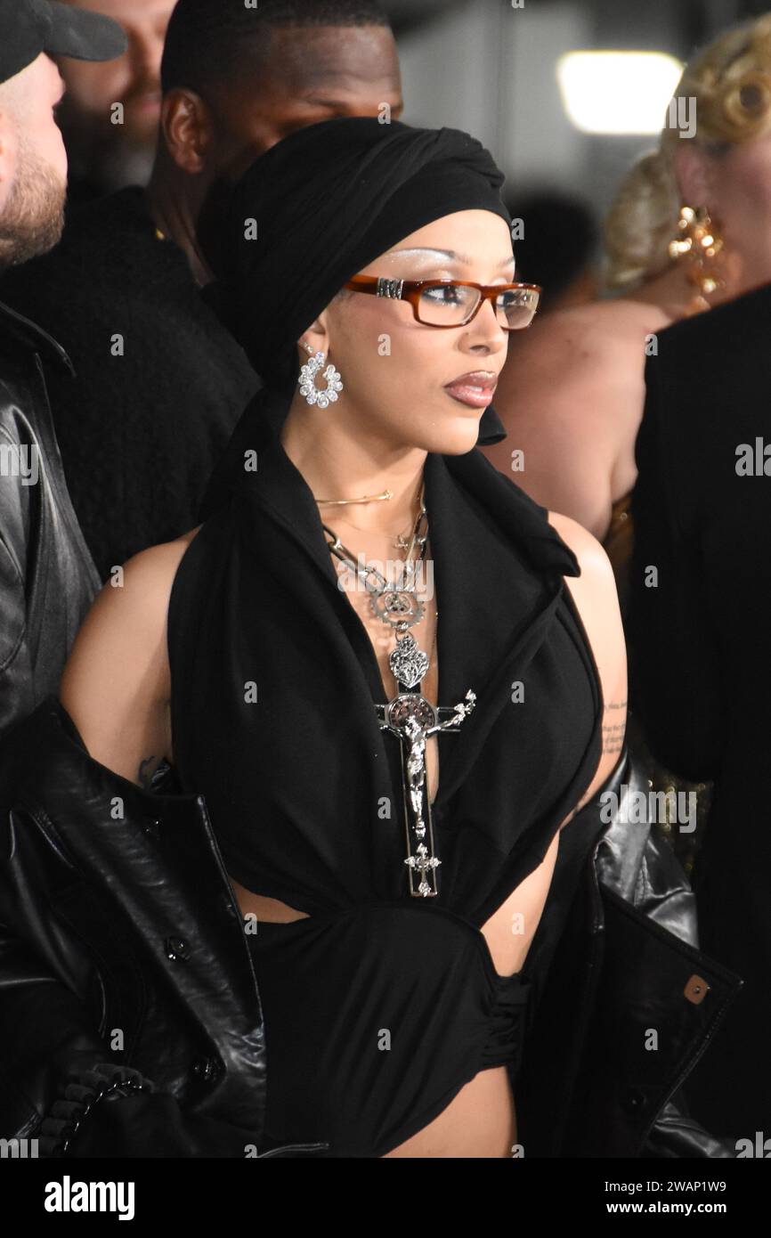 Doja besetzung -Fotos und -Bildmaterial in hoher Auflösung – Alamy