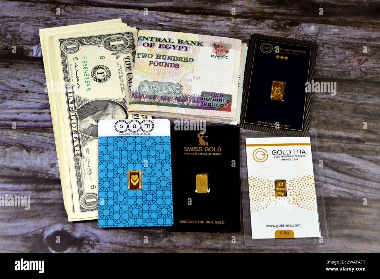 Kairo, Ägypten, 2. Januar 2024: Gefaltete 200 EGP ägyptische Pfund ...