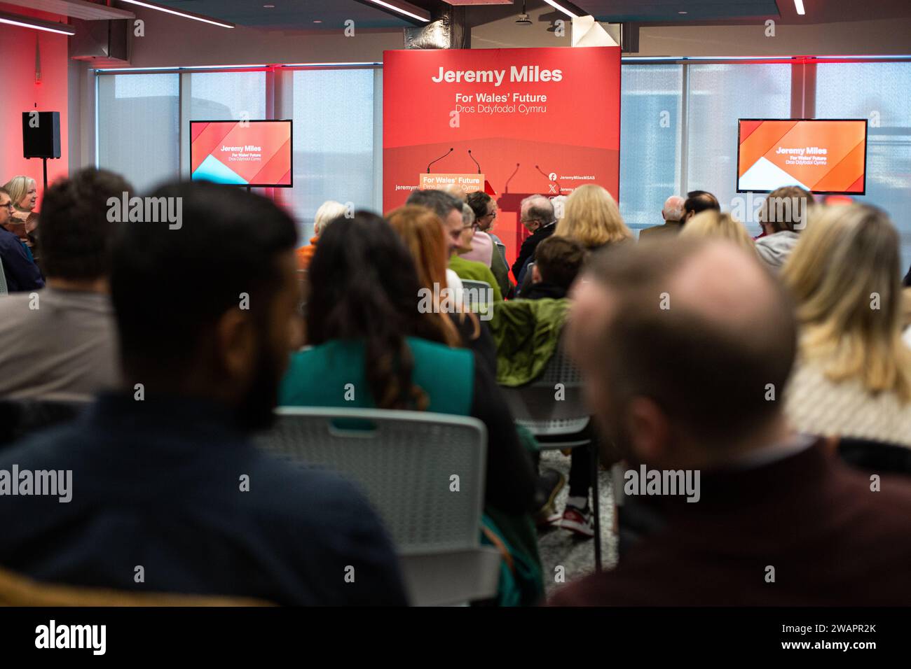 Start der Jeremy Miles Kampagne, um der nächste Führer der walisischen ...