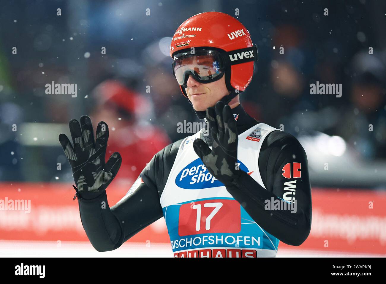 06 Januar 2024, Österreich, Bischofshofen: Skispringen/Skispringen ...