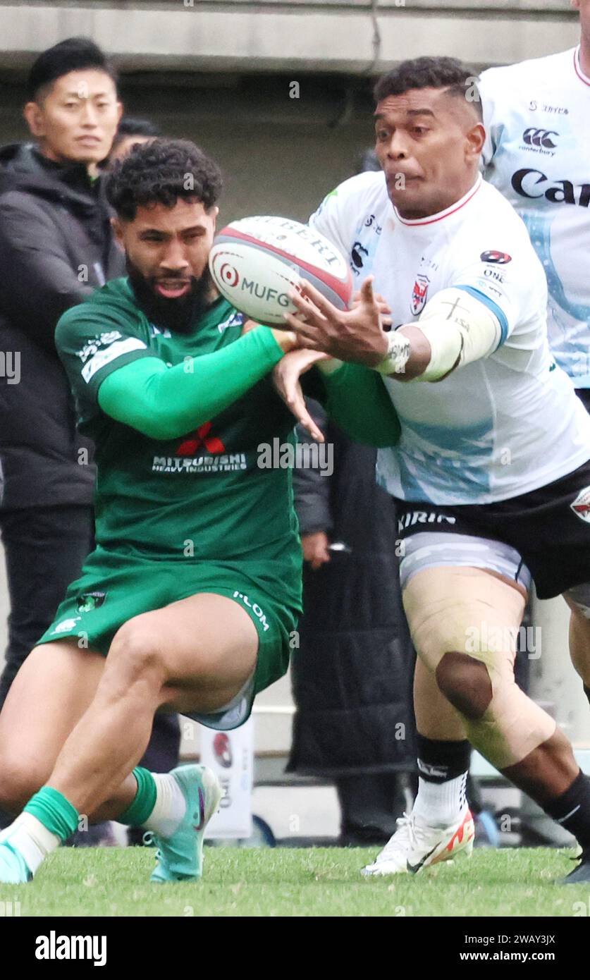 Tokio, Japan. Januar 2024. Yokohama Canon Eagles Wing Inoke Burua (R ...