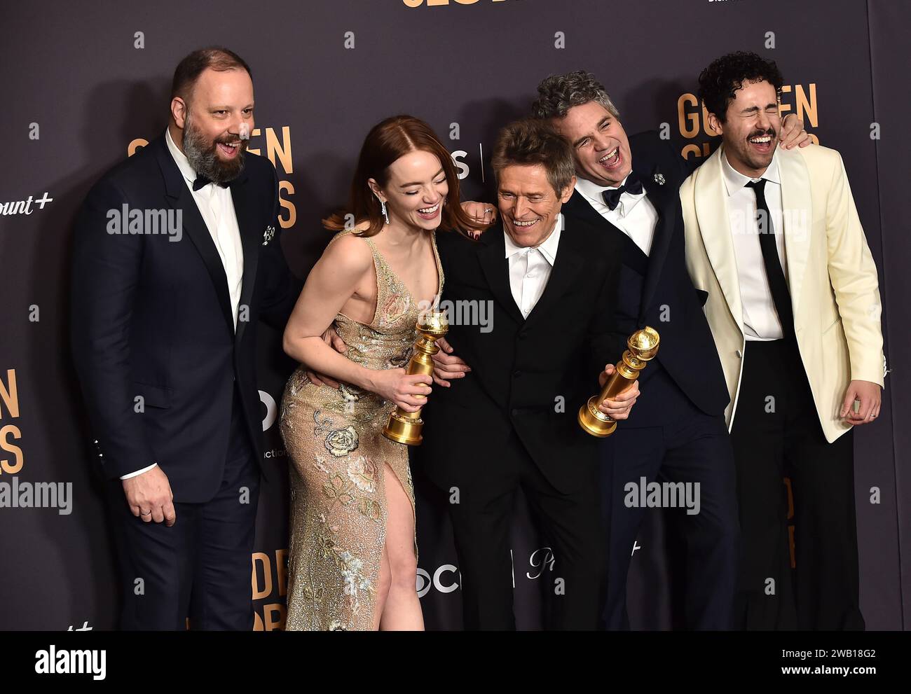 Beverly Hills, USA. Januar 2024. Yorgos Lanthimos, Emma Stone, Willem Dafoe, Mark Ruffalo und ...