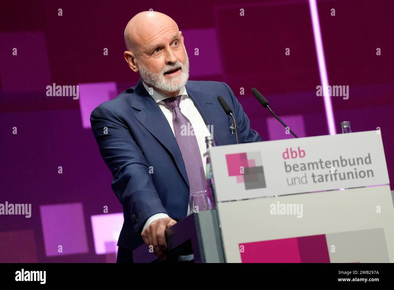 DBB - Beamtenbund und Tarifunion Jahrestagung 2024 Volker Geyer bei ...
