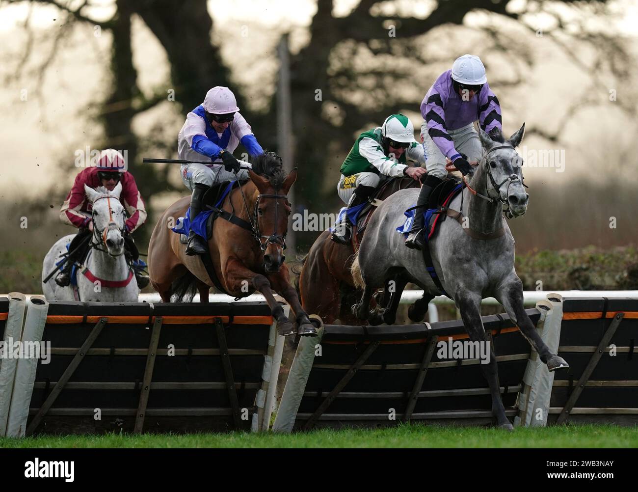 Inca de Lafayette wurde von Harry Cobden (rechts) auf dem Weg zum ...
