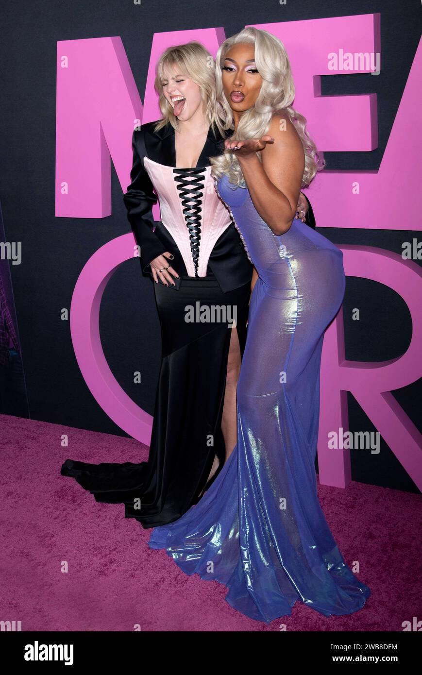 Renee Rapp und Megan Thee Stallion bei der Premiere des Konifilms Mean Girls: Der Girls Club im ...
