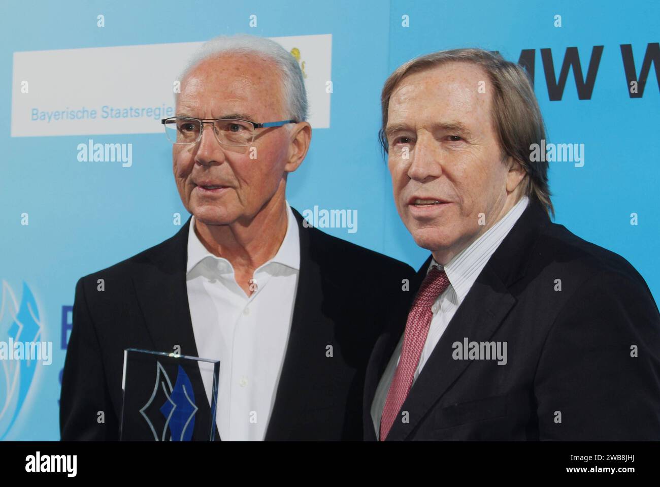 Franz Beckenbauer und Günter Netzer bei der Preisverleihung Bayerischer ...