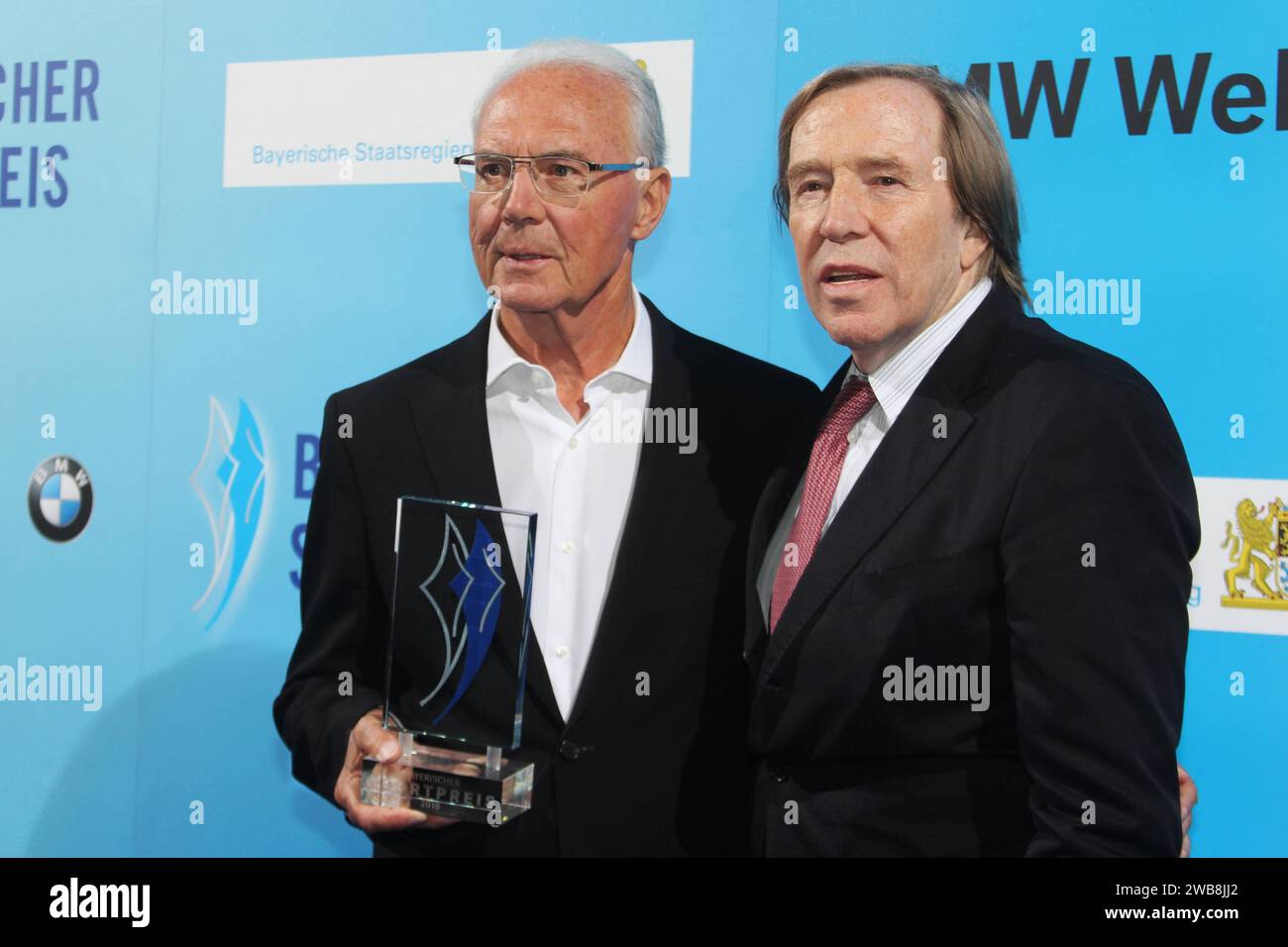 Franz Beckenbauer und Günter Netzer bei der Preisverleihung Bayerischer ...