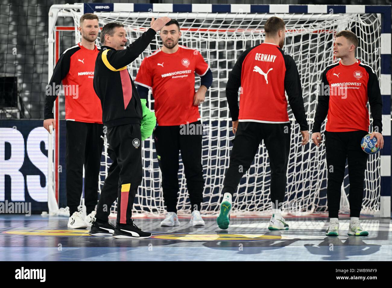 Düsseldorf, Deutschland. Januar 2024. Handball: Europameisterschaft, Training der deutschen ...