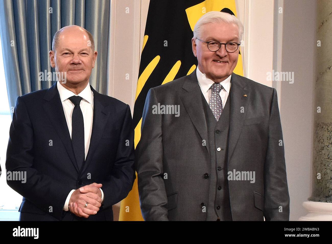 Bundeskanzler Olaf Scholz und Bundespraesident Frank-Walter Steinmeier beim Neujahrsempfang für ...