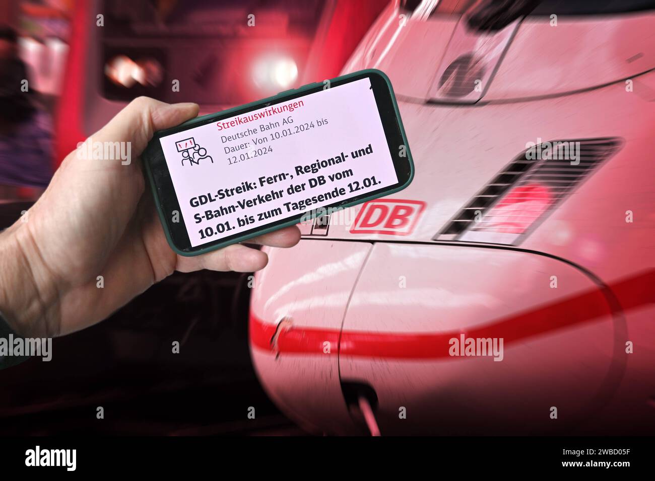 Themenfoto Bahnstreik vom 10.01.-12.01.2024 FOTOMONTAGE. Deutsche Bahn ...
