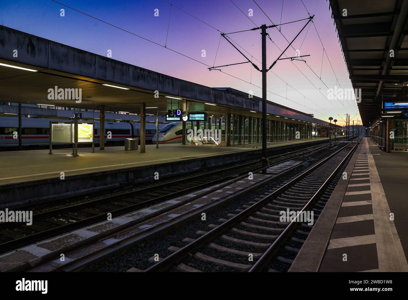 Niedersachsen, Hannover, GDL-Streik bei der Bahn im Hauptbahnhof Hannover, DB, die Gewerkschaft ...