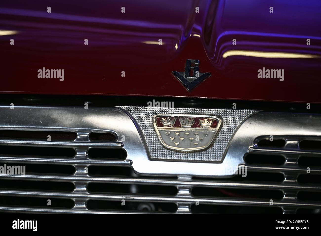 altes Logo, Schriftzug mit Wappen von Köln des Autoherstellers FORD an ...