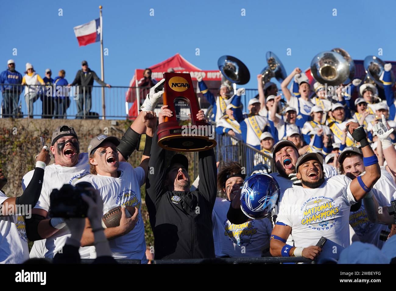 Frisco, Usa. Januar 2024. Frisco, Texas, USA: South Dakota State Head ...
