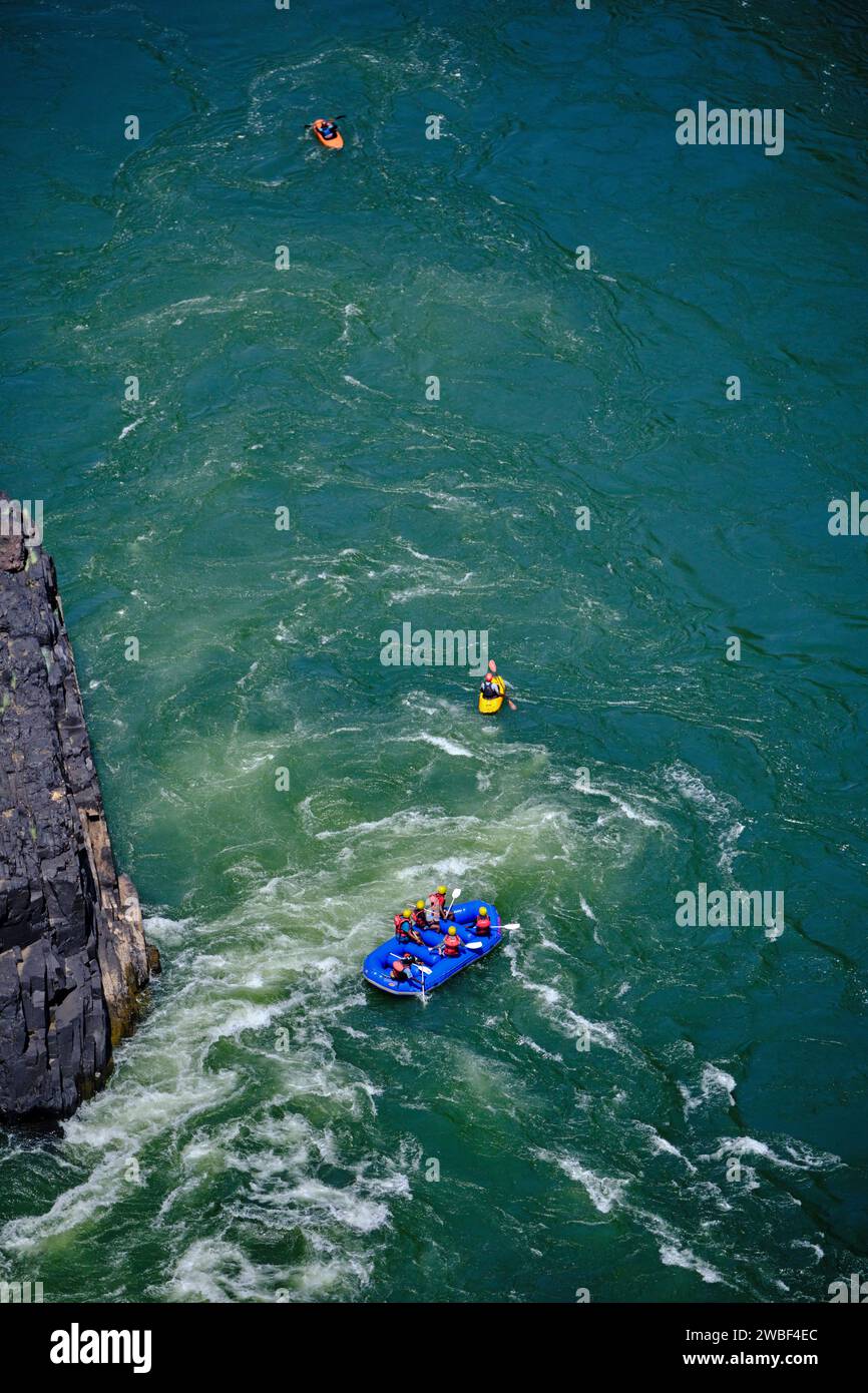 Simbabwe, Provinz de Matabeleland Nord, fleuve Zambèze au Niveau des ...