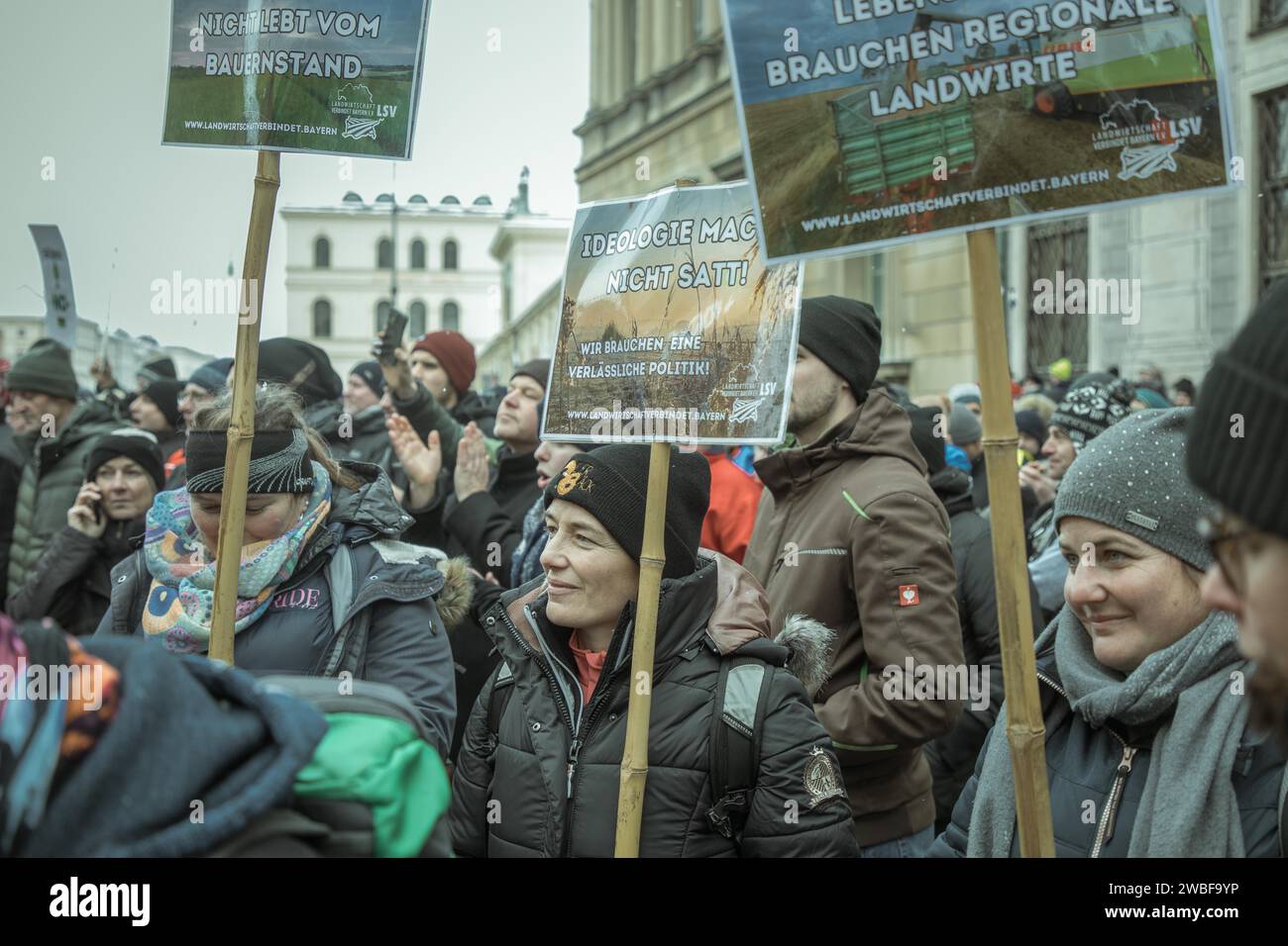 Farmers protest munich -Fotos und -Bildmaterial in hoher Auflösung – Alamy