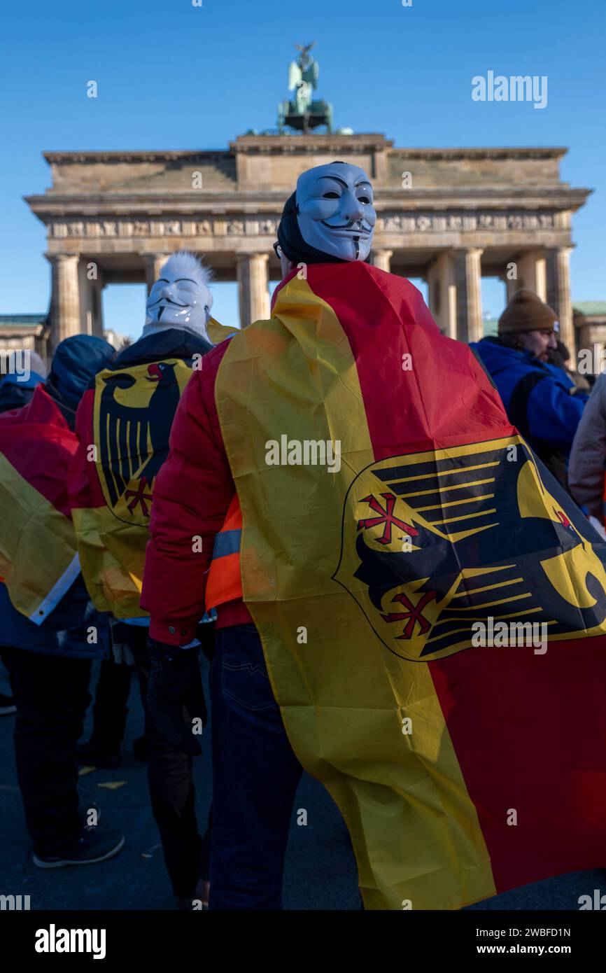 Deutschland, Berlin, 08.01.2024, Protest der Bauern vor dem ...