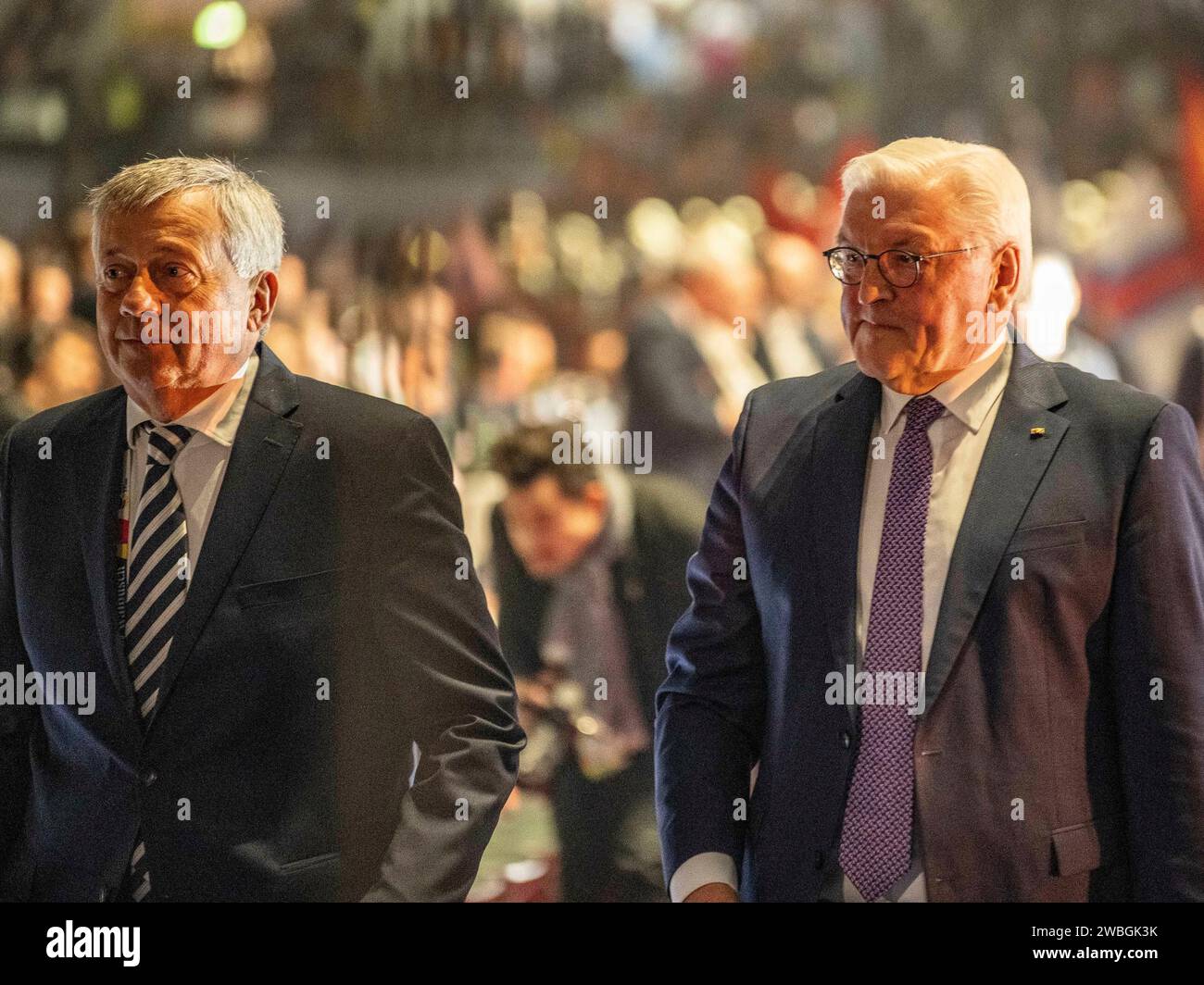 Der Praesident der Europaeischen Handball Stiftung Michael Wiederer mit ...