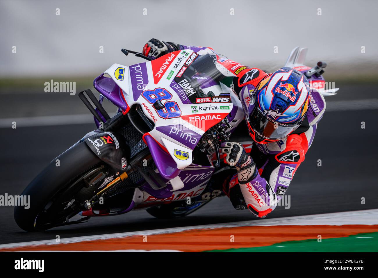 Spanischer MotoGP Rider Nr. 89 trainierte Jorge Martin beim Test 2024 ...