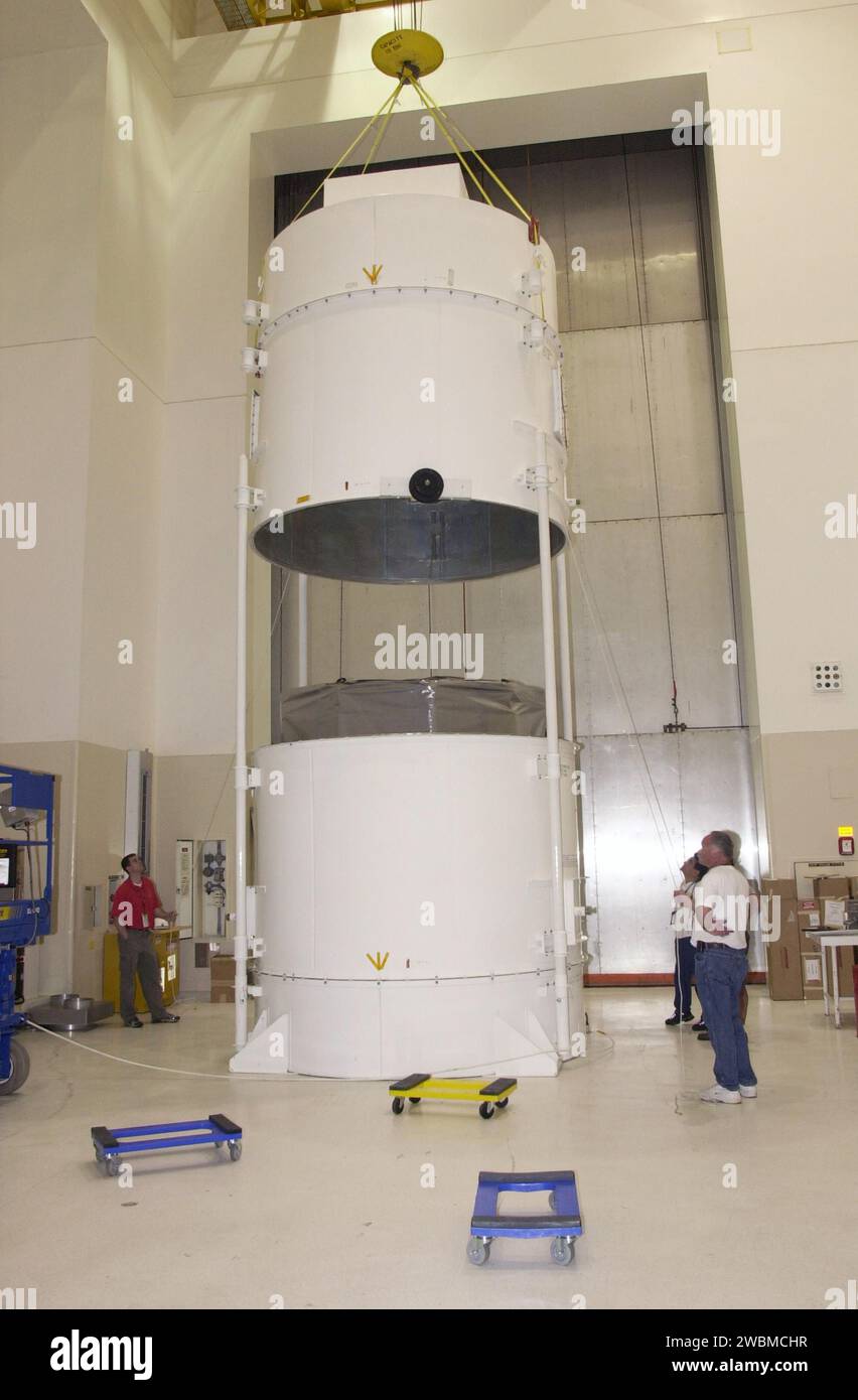 RAUMFAHRTZENTRUM KENNEDY, FLA. -- das NASA-Raumschiff Comet Nucleus ...